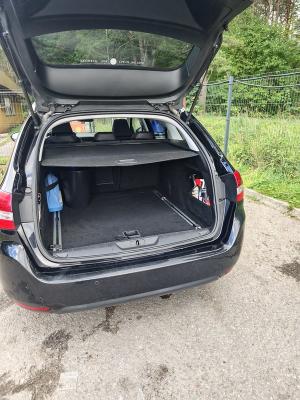 Melns Peugeot 308 2014 Tallina, ar dzinēja tilpumu 2.00 L un nobraukumu 253 tūkst. km par 5800 €, foto 31 vietnē AUTOMOTO.COM.LV