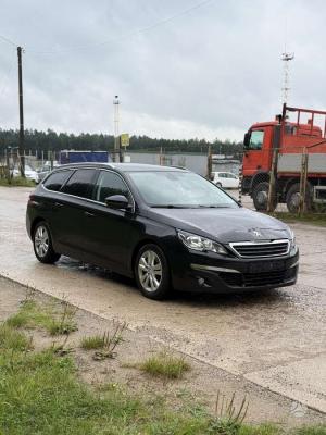 Black Peugeot 308 2014 in Vilnius, with an engine capacity of 1.56 L and mileage of 280 thousand km for 3800 €, photo 4 on AUTOMOTO.COM.LV