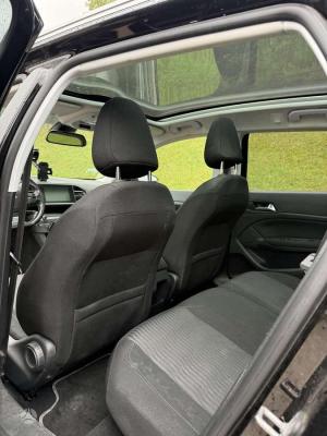 Black Peugeot 308 2014 in Vilnius, with an engine capacity of 1.56 L and mileage of 280 thousand km for 3800 €, photo 9 on AUTOMOTO.COM.LV