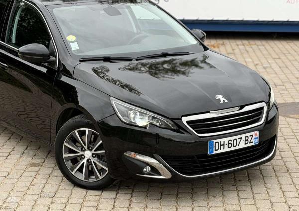 Peugeot 308 2014 in Taurage on AUTOMOTO.COM.LV Black Peugeot 308 2014 in Taurage, with an engine capacity of 2.00 L and mileage of 208 thousand km for 4900 €, photo 4 on AUTOMOTO.COM.LV