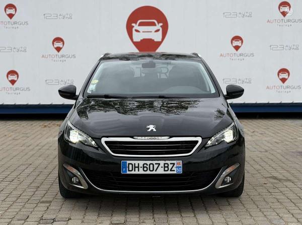 Peugeot 308 2014 in Taurage on AUTOMOTO.COM.LV Black Peugeot 308 2014 in Taurage, with an engine capacity of 2.00 L and mileage of 208 thousand km for 4900 €, photo 5 on AUTOMOTO.COM.LV