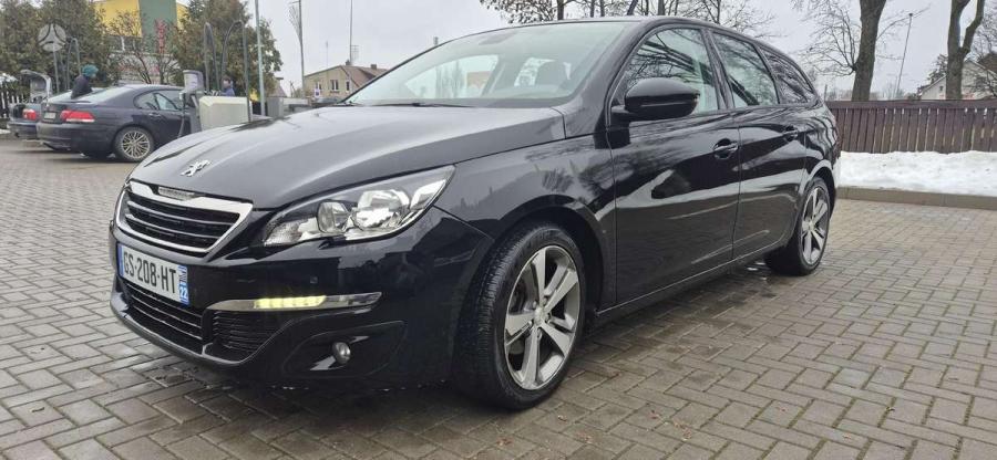 Black Peugeot 308 2015 in Taurage, with an engine capacity of 1.20 L and mileage of 150 thousand km for 4400 €, photo 1 on AUTOMOTO.COM.LV