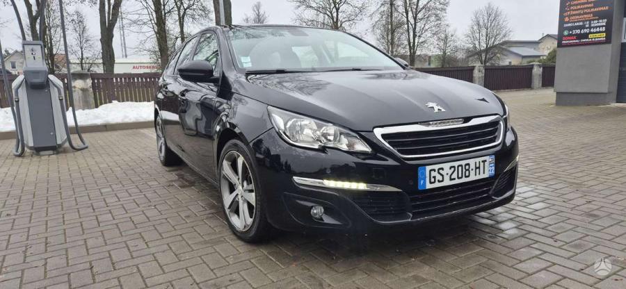 Black Peugeot 308 2015 in Taurage, with an engine capacity of 1.20 L and mileage of 150 thousand km for 4400 €, photo 2 on AUTOMOTO.COM.LV