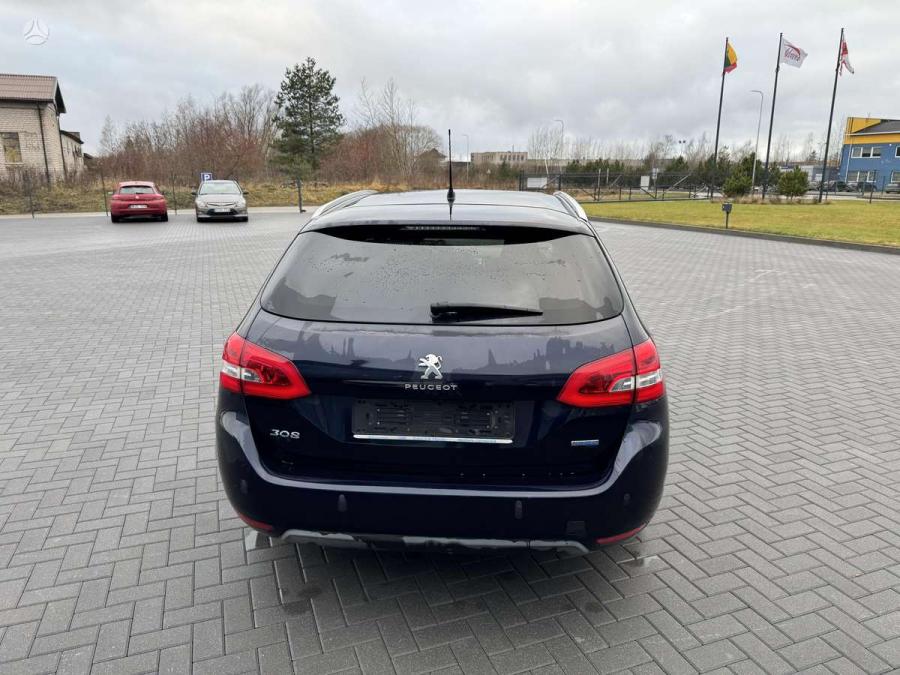 Black Peugeot 308 2015 in Telschi, with an engine capacity of 2.00 L and mileage of 173 thousand km for 5800 €, photo 6 on AUTOMOTO.COM.LV