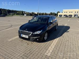 Melns Peugeot 308 2015 Rīga, ar dzinēja tilpumu 1.60 L un nobraukumu 288 tūkst. km par 4800 €, foto  vietnē AUTOMOTO.COM.LV