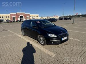 Black Peugeot 308 2015 in Riga, with an engine capacity of 1.60 L and mileage of 288 thousand km for 4800 €, photo 2 on AUTOMOTO.COM.LV