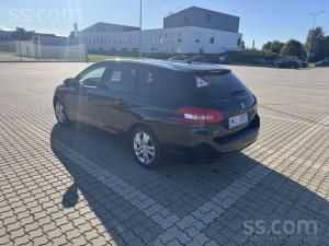 Black Peugeot 308 2015 in Riga, with an engine capacity of 1.60 L and mileage of 288 thousand km for 4800 €, photo 4 on AUTOMOTO.COM.LV