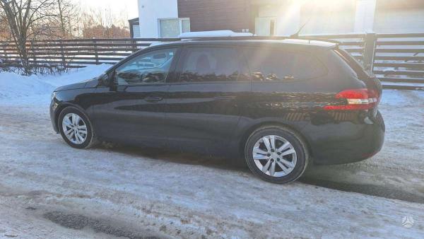 Black Peugeot 308 2015 in Vilnius, with an engine capacity of 1.56 L and mileage of 270 thousand km for 3550 €, photo 7 on AUTOMOTO.COM.LV