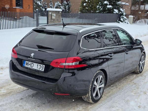 Black Peugeot 308 2015 in Vilnius, with an engine capacity of 1.20 L and mileage of 240 thousand km for 4200 €, photo 4 on AUTOMOTO.COM.LV