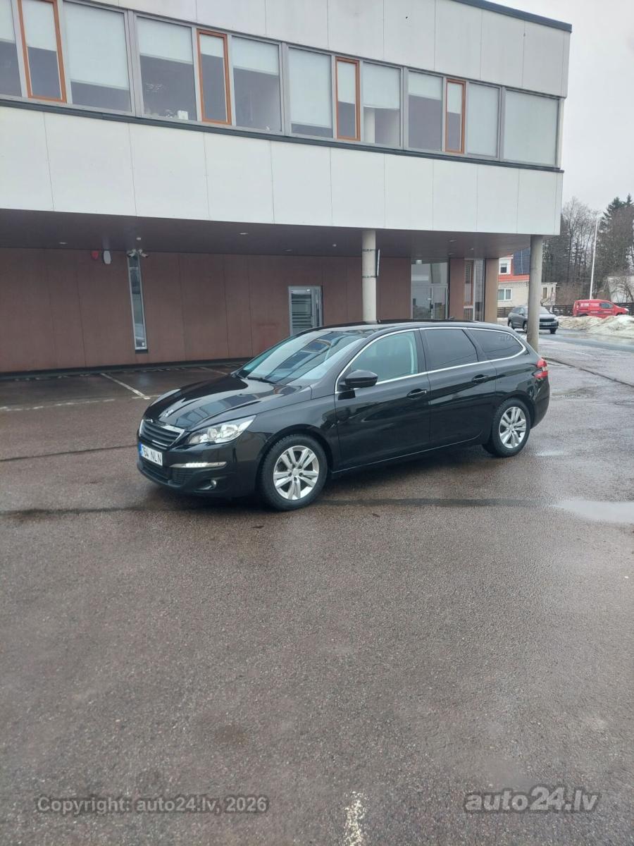Melns Peugeot 308 2015 Tallina, ar dzinēja tilpumu 1.60 L un nobraukumu 286 tūkst. km par 4950 €, foto 7 vietnē AUTOMOTO.COM.LV