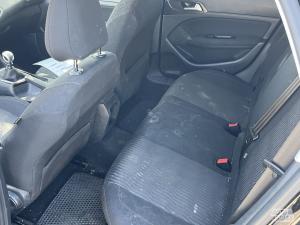 Black Peugeot 308 2015 in Marijampole, with an engine capacity of 1.60 L and mileage of 216 thousand km for 4450 €, photo 9 on AUTOMOTO.COM.LV