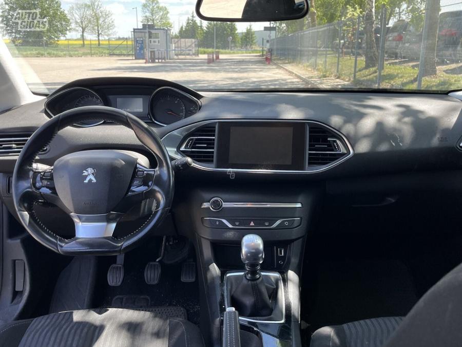 Black Peugeot 308 2015 in Marijampole, with an engine capacity of 1.60 L and mileage of 216 thousand km for 4450 €, photo 10 on AUTOMOTO.COM.LV
