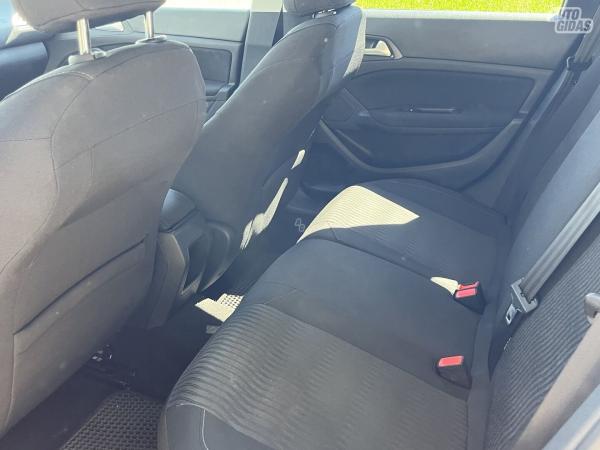 Melns Peugeot 308 2015 Marijampole, ar dzinēja tilpumu 1.60 L un nobraukumu 216 tūkst. km par 4450 €, foto 9 vietnē AUTOMOTO.COM.LV