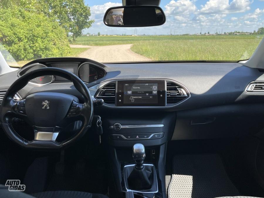 Black Peugeot 308 2015 in Marijampole, with an engine capacity of 1.60 L and mileage of 216 thousand km for 4450 €, photo 11 on AUTOMOTO.COM.LV