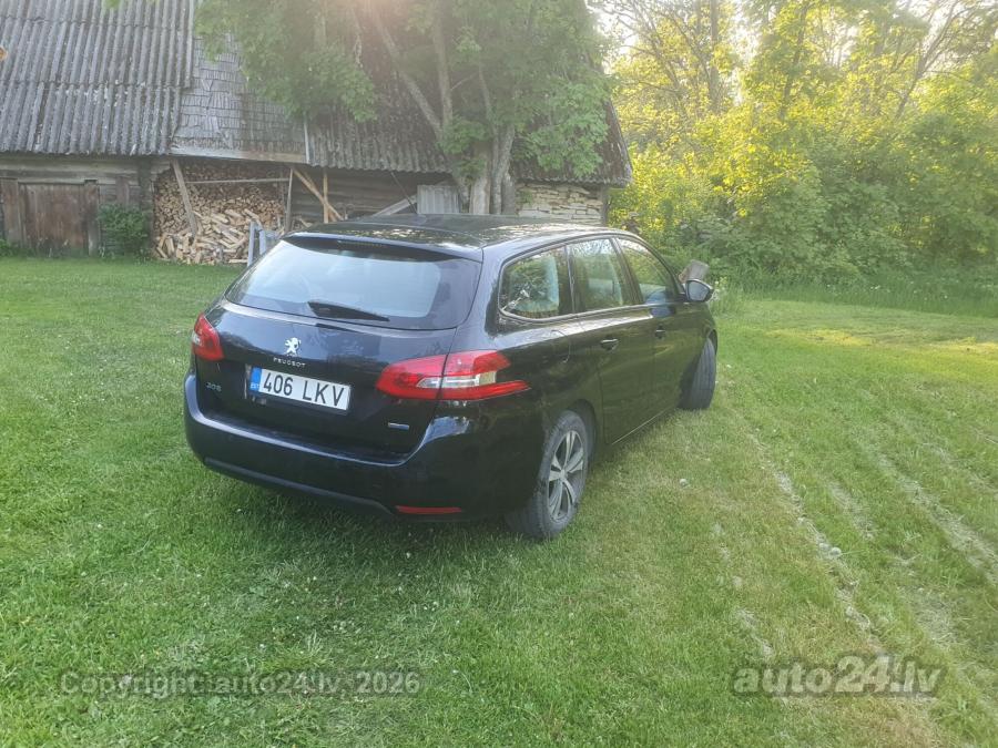 Black Peugeot 308 2015 in Tallinn, with an engine capacity of 1.60 L and mileage of 362 thousand km for 4500 €, photo 5 on AUTOMOTO.COM.LV