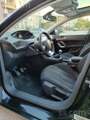 Melns Peugeot 308 2015 Rīga, ar dzinēja tilpumu 1.60 L un nobraukumu 243 tūkst. km par 3900 €, foto 8 vietnē AUTOMOTO.COM.LV