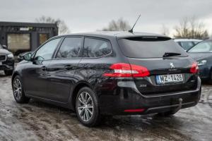 Melns Peugeot 308 2015 Liepāja, ar dzinēja tilpumu 1.60 L un nobraukumu 194 tūkst. km par 8250 €, foto 3 vietnē AUTOMOTO.COM.LV