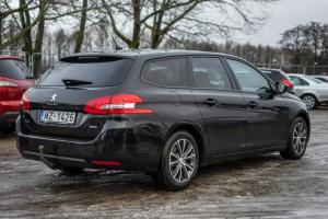Melns Peugeot 308 2015 Liepāja, ar dzinēja tilpumu 1.60 L un nobraukumu 194 tūkst. km par 8250 €, foto 5 vietnē AUTOMOTO.COM.LV