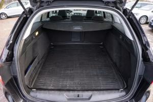 Melns Peugeot 308 2015 Liepāja, ar dzinēja tilpumu 1.60 L un nobraukumu 194 tūkst. km par 8250 €, foto 11 vietnē AUTOMOTO.COM.LV