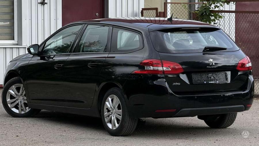 Black Peugeot 308 2015 in Ukmerge, with an engine capacity of 1.20 L and mileage of 173 thousand km for 3600 €, photo 12 on AUTOMOTO.COM.LV
