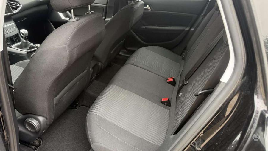 Black Peugeot 308 2015 in Ukmerge, with an engine capacity of 1.20 L and mileage of 173 thousand km for 3600 €, photo 20 on AUTOMOTO.COM.LV