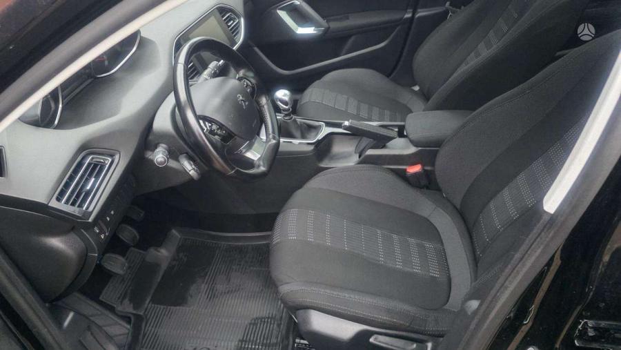 Melns Peugeot 308 2015 Kauņa, ar dzinēja tilpumu 1.56 L un nobraukumu 297 tūkst. km par 4000 €, foto 14 vietnē AUTOMOTO.COM.LV