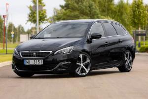 Black Peugeot 308 2015 in Jelgava, with an engine capacity of 2.00 L and mileage of 265 thousand km for 5500 €, photo  on AUTOMOTO.COM.LV