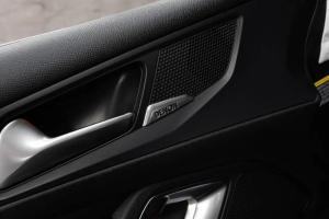 Black Peugeot 308 2015 in Jelgava, with an engine capacity of 2.00 L and mileage of 265 thousand km for 5500 €, photo 17 on AUTOMOTO.COM.LV