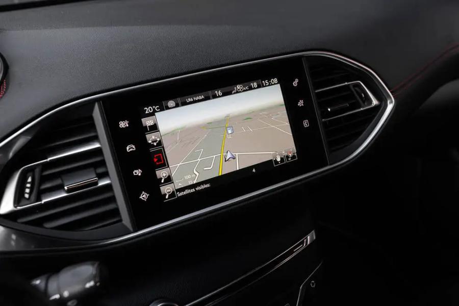 Black Peugeot 308 2015 in Jelgava, with an engine capacity of 2.00 L and mileage of 265 thousand km for 5500 €, photo 23 on AUTOMOTO.COM.LV