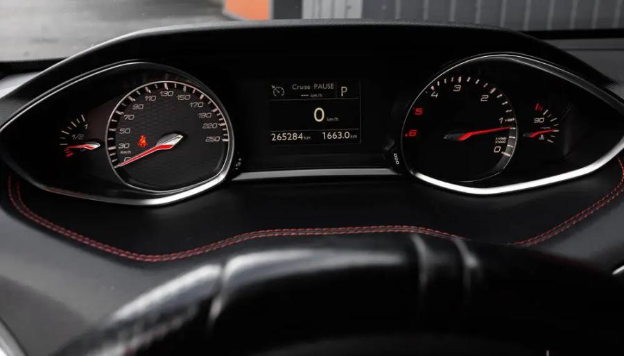 Black Peugeot 308 2015 in Jelgava, with an engine capacity of 2.00 L and mileage of 265 thousand km for 5500 €, photo 30 on AUTOMOTO.COM.LV