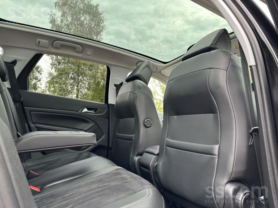 Melns Peugeot 308 2015 Tukums, ar dzinēja tilpumu 2.00 L un nobraukumu 264 tūkst. km par 6990 €, foto 20 vietnē AUTOMOTO.COM.LV
