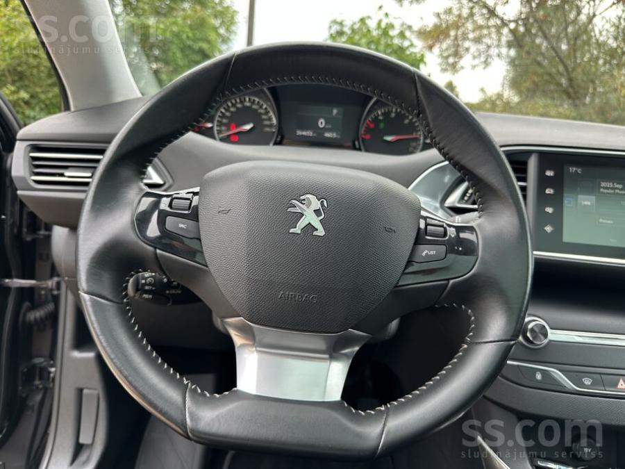 Melns Peugeot 308 2015 Tukums, ar dzinēja tilpumu 2.00 L un nobraukumu 264 tūkst. km par 6990 €, foto 22 vietnē AUTOMOTO.COM.LV
