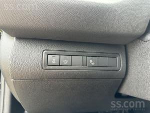 Melns Peugeot 308 2015 Tukums, ar dzinēja tilpumu 2.00 L un nobraukumu 264 tūkst. km par 6990 €, foto 24 vietnē AUTOMOTO.COM.LV