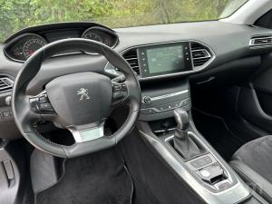 Melns Peugeot 308 2015 Tukums, ar dzinēja tilpumu 2.00 L un nobraukumu 264 tūkst. km par 6990 €, foto 26 vietnē AUTOMOTO.COM.LV