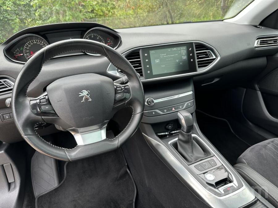 Melns Peugeot 308 2015 Tukums, ar dzinēja tilpumu 2.00 L un nobraukumu 264 tūkst. km par 6990 €, foto 26 vietnē AUTOMOTO.COM.LV