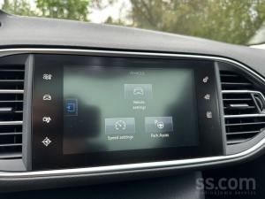 Melns Peugeot 308 2015 Tukums, ar dzinēja tilpumu 2.00 L un nobraukumu 264 tūkst. km par 6990 €, foto 32 vietnē AUTOMOTO.COM.LV