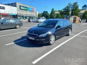 Melns Peugeot 308 2015 Rīga, ar dzinēja tilpumu 1.60 L un nobraukumu 220 tūkst. km par 3750 €, foto  vietnē AUTOMOTO.COM.LV