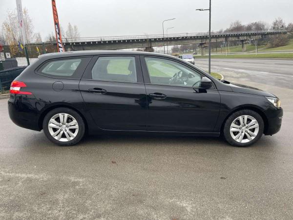 Black Peugeot 308 2016 in Kaunas, with an engine capacity of 1.56 L and mileage of 190 thousand km for 4250 €, photo 6 on AUTOMOTO.COM.LV
