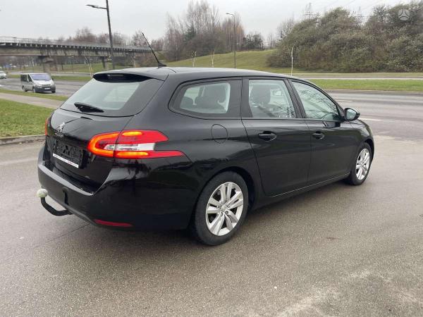 Black Peugeot 308 2016 in Kaunas, with an engine capacity of 1.56 L and mileage of 190 thousand km for 4250 €, photo 8 on AUTOMOTO.COM.LV
