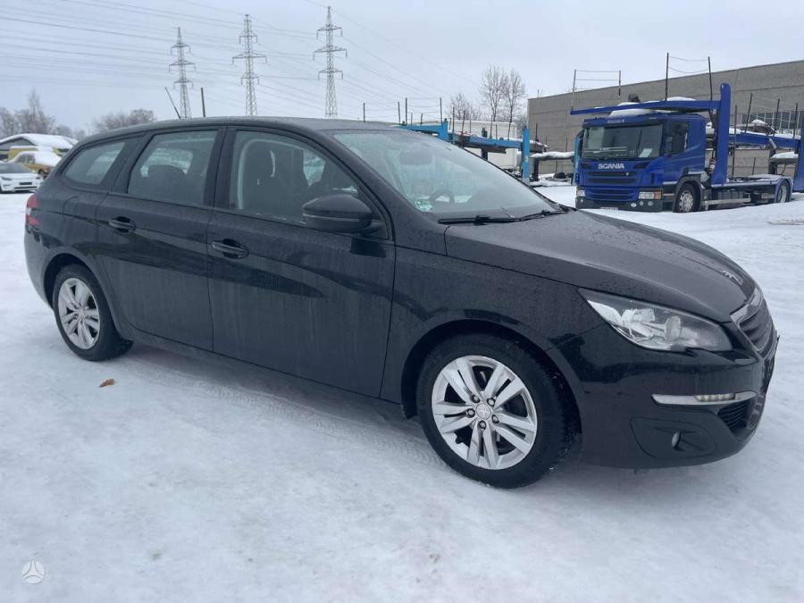 Melns Peugeot 308 2016 Kauņa, ar dzinēja tilpumu 1.56 L un nobraukumu 197 tūkst. km par 3950 €, foto 7 vietnē AUTOMOTO.COM.LV