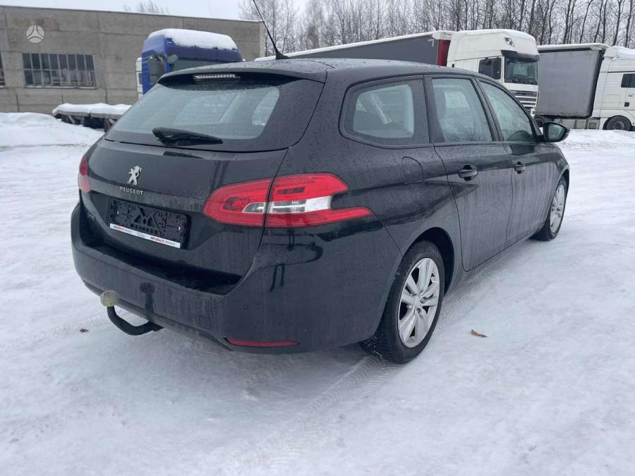 Melns Peugeot 308 2016 Kauņa, ar dzinēja tilpumu 1.56 L un nobraukumu 197 tūkst. km par 3950 €, foto 11 vietnē AUTOMOTO.COM.LV
