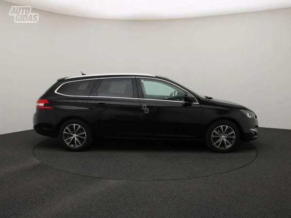 Melns Peugeot 308 2016 Viļņa, ar dzinēja tilpumu 1.20 L un nobraukumu 224 tūkst. km par 5799 €, foto 9 vietnē AUTOMOTO.COM.LV