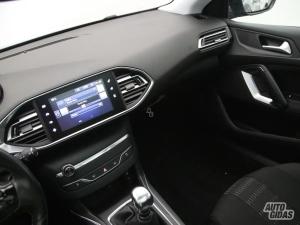 Melns Peugeot 308 2016 Viļņa, ar dzinēja tilpumu 1.20 L un nobraukumu 224 tūkst. km par 5799 €, foto 22 vietnē AUTOMOTO.COM.LV