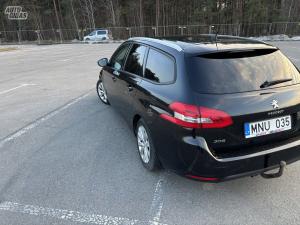 Melns Peugeot 308 2016 Viļņa, ar dzinēja tilpumu 1.60 L un nobraukumu 253 tūkst. km par 4200 €, foto 5 vietnē AUTOMOTO.COM.LV