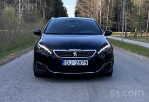 Black Peugeot 308 2016 in Jelgava, with an engine capacity of 2.00 L and mileage of 220 thousand km for 6990 €, photo 3 on AUTOMOTO.COM.LV