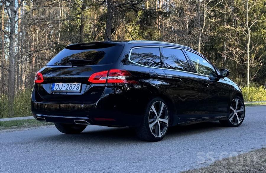 Black Peugeot 308 2016 in Jelgava, with an engine capacity of 2.00 L and mileage of 220 thousand km for 6990 €, photo 5 on AUTOMOTO.COM.LV