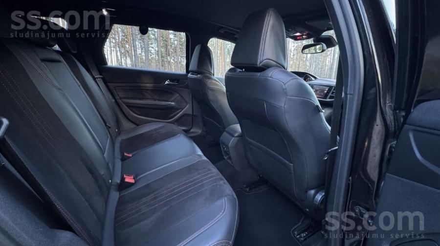 Black Peugeot 308 2016 in Jelgava, with an engine capacity of 2.00 L and mileage of 220 thousand km for 6990 €, photo 10 on AUTOMOTO.COM.LV