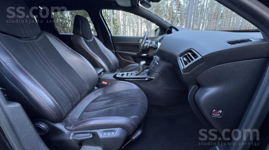 Black Peugeot 308 2016 in Jelgava, with an engine capacity of 2.00 L and mileage of 220 thousand km for 6990 €, photo 11 on AUTOMOTO.COM.LV