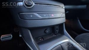 Black Peugeot 308 2016 in Jelgava, with an engine capacity of 2.00 L and mileage of 220 thousand km for 6990 €, photo 19 on AUTOMOTO.COM.LV