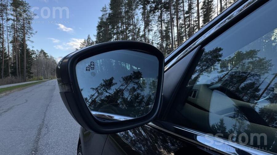 Black Peugeot 308 2016 in Jelgava, with an engine capacity of 2.00 L and mileage of 220 thousand km for 6990 €, photo 20 on AUTOMOTO.COM.LV